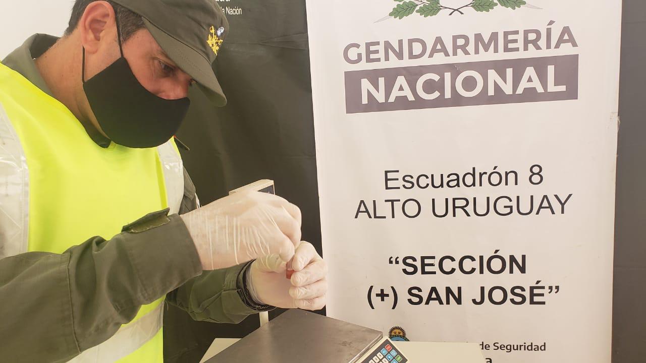 Abren seis encomiendas que ocultaban 71 kilos de marihuana | Argentina ... Abren seis encomiendas que ocultaban 71 kilos de marihuana | Argentina ...