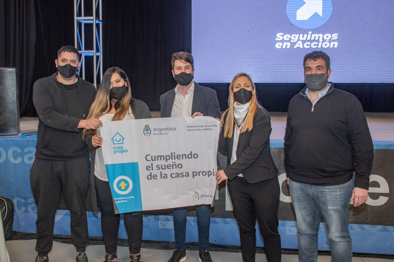 El Ministerio de Desarrollo Territorial y Hábitat entregó Créditos Casa Propia para construcción ...