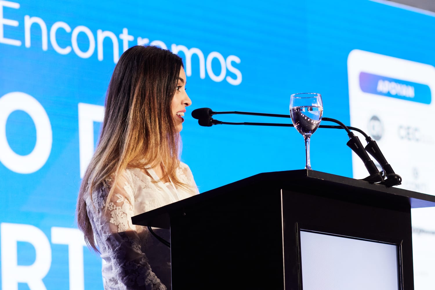 Yanina Martínez en el Meet Up Argentina de turismo de reuniones ...