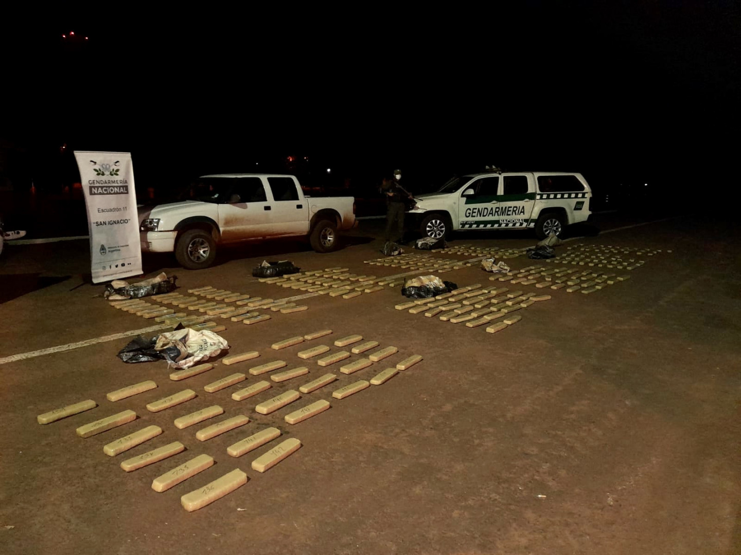 Tras Un Seguimiento Controlado Secuestran Más De 274 Kilos De Marihuana