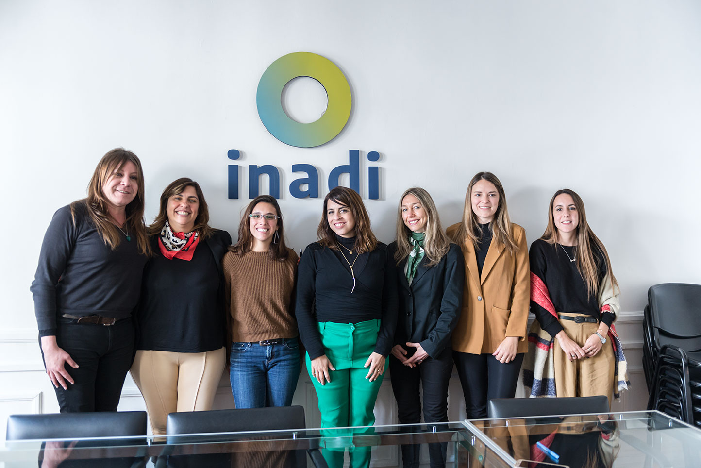 APla articula con INADI acciones contra la discriminación | Argentina ...