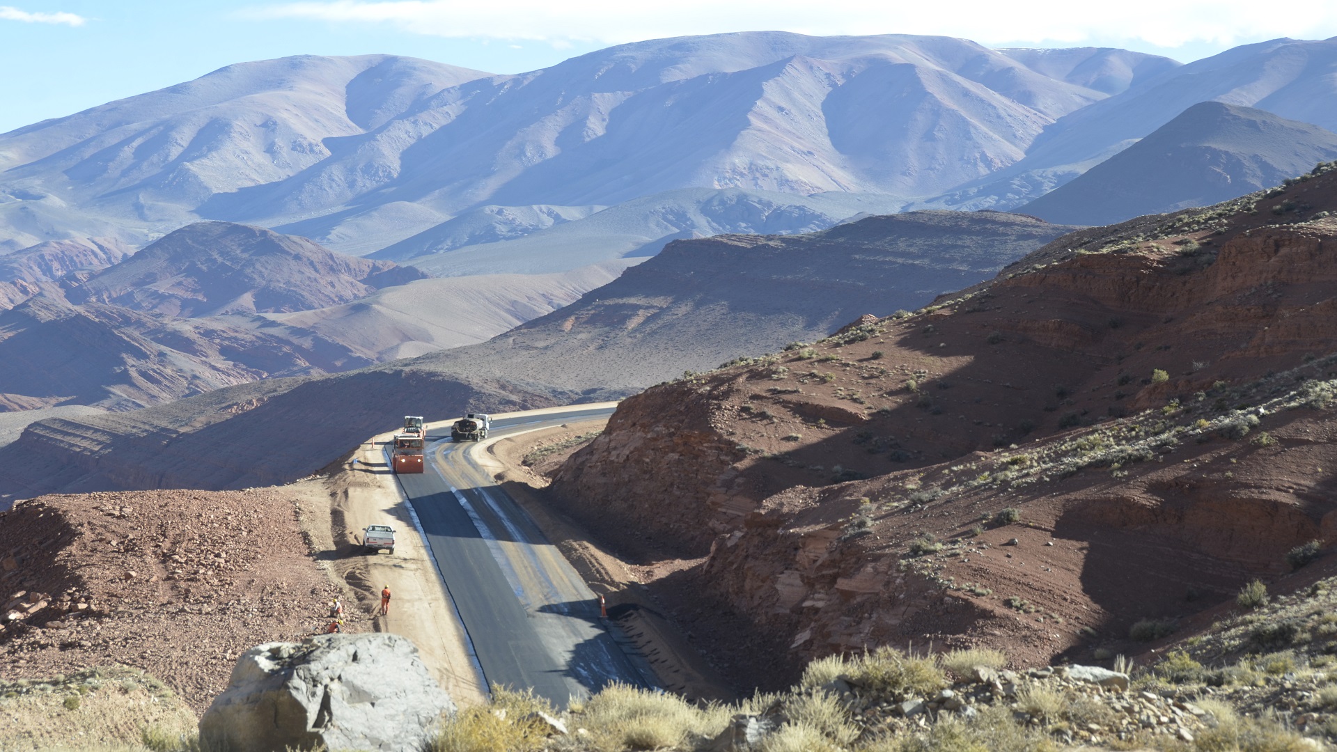 Avanzan las obras de pavimentación de la Ruta Nacional 76 de La Rioja ... Avanzan las obras de pavimentación de la Ruta Nacional 76 de La Rioja ...