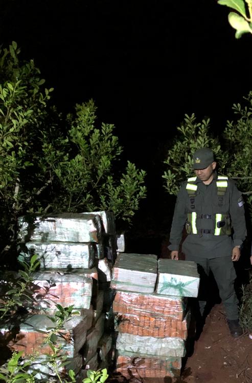 Patrulla De Gendarmes Decomisa Cargamento De 1 878 Kilos De Marihuana