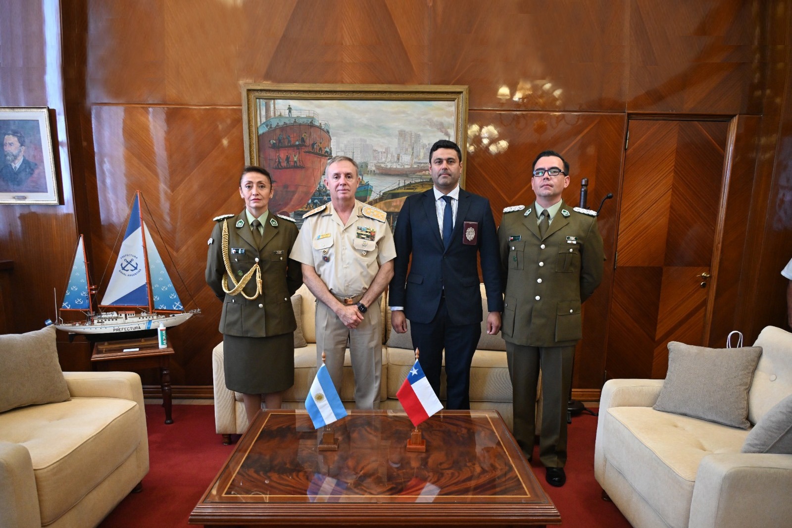 El Prefecto Nacional se reunió con autoridades de Chile | Argentina.gob.ar