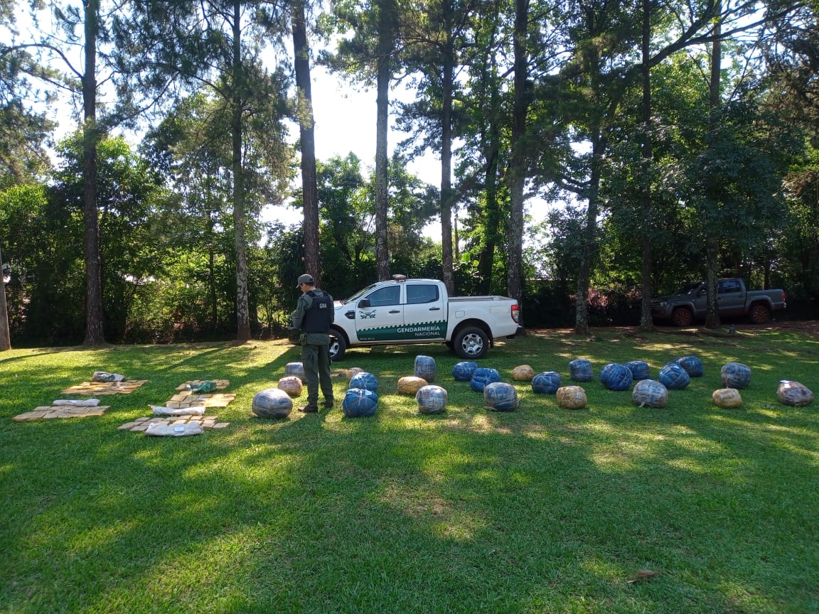 Gendarmes Secuestran Más De 470 Kilos De Marihuana En Misiones