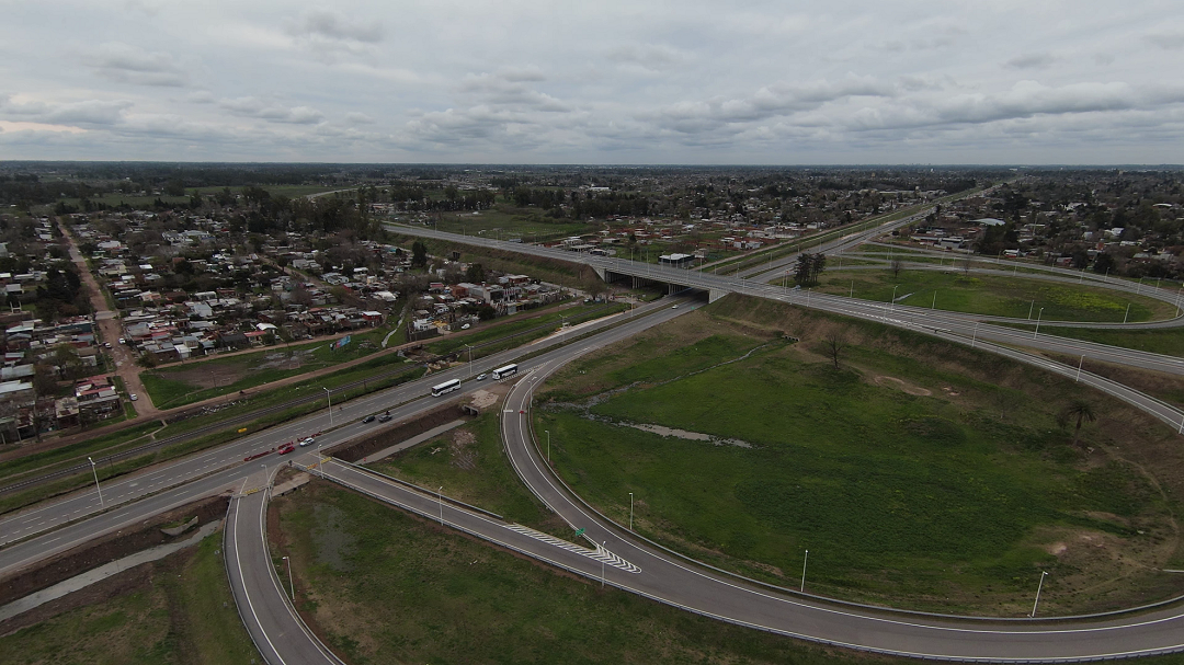 El Ministerio de Obras Públicas ya finalizó 4.434 obras de las más de 7.200 iniciadas en la ...