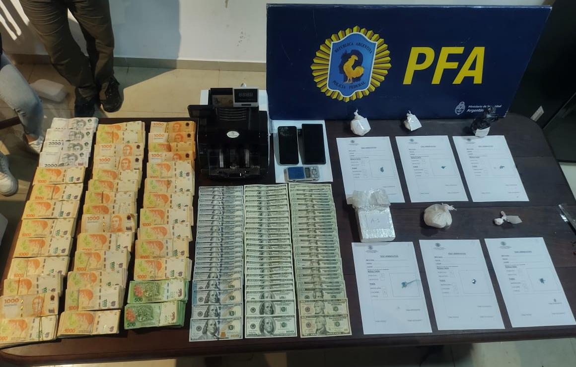 “Detenido ya”: La Policia Federal detuvo a un hombre por narcomenudeo ... “Detenido ya”: La Policia Federal detuvo a un hombre por narcomenudeo ...