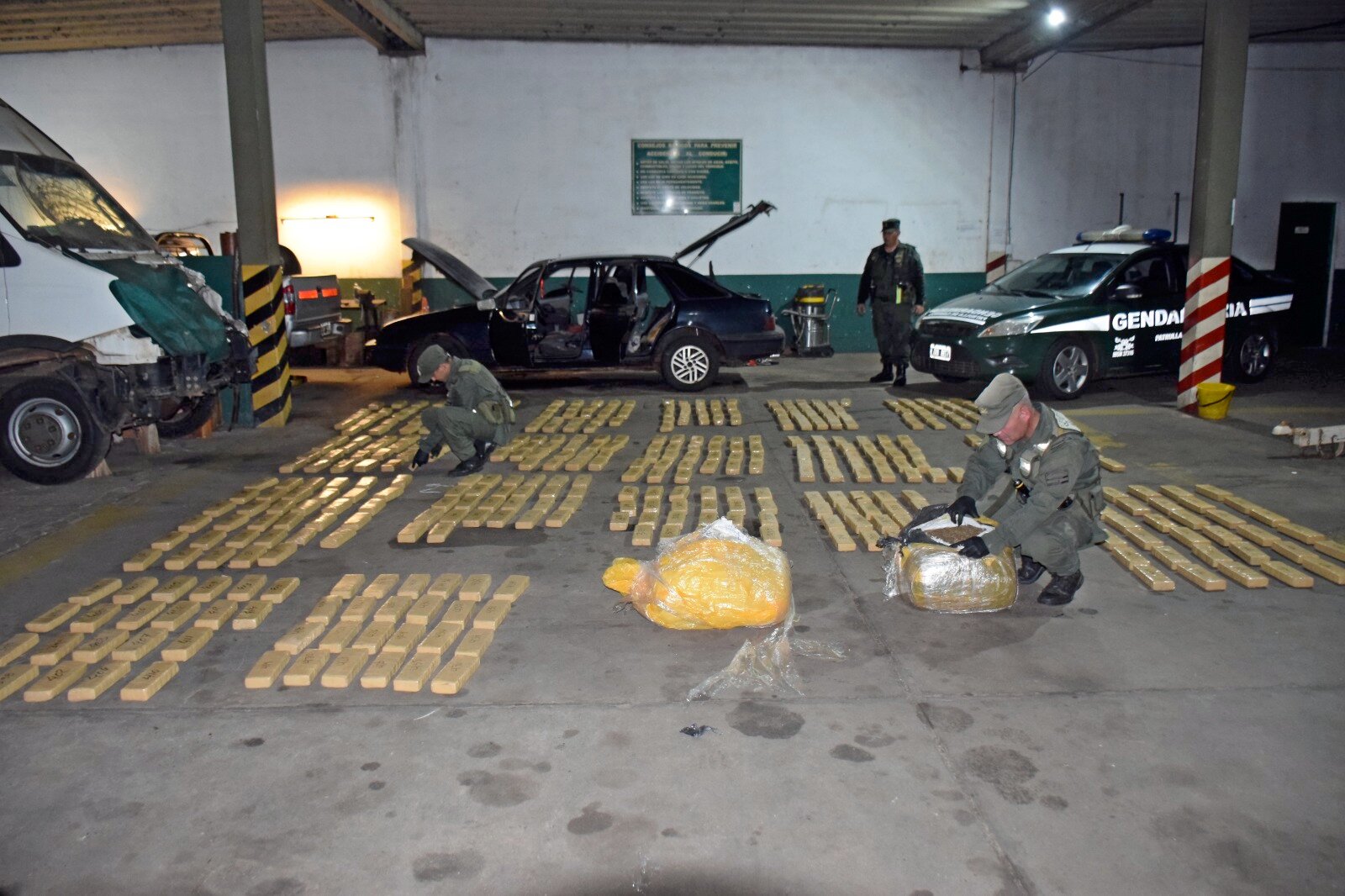 Trasladaba 344 kilos de marihuana en un auto | Argentina.gob.ar