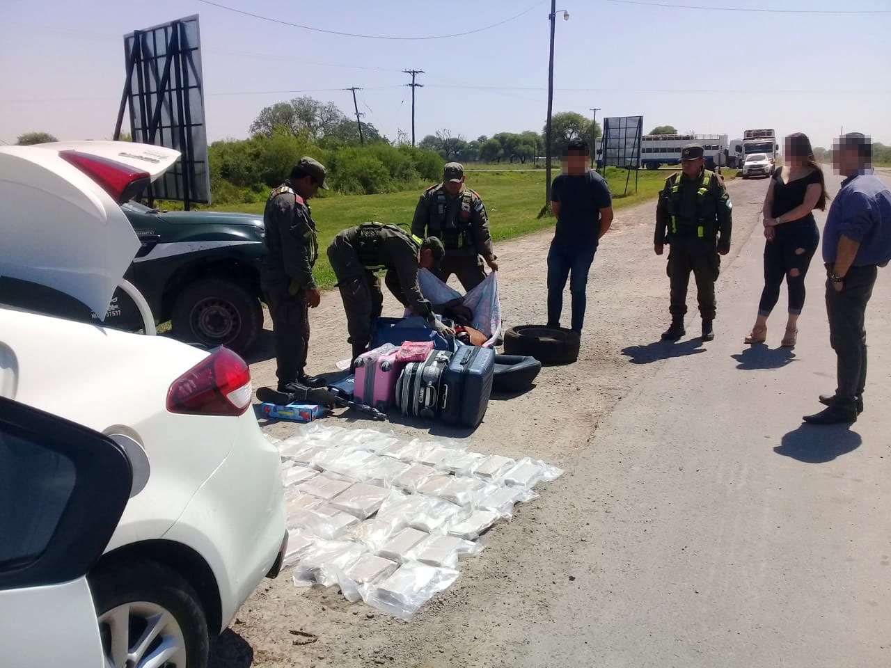Viajaban Con Más De 49 Kilos De Marihuana Ocultos En Su Vehículo