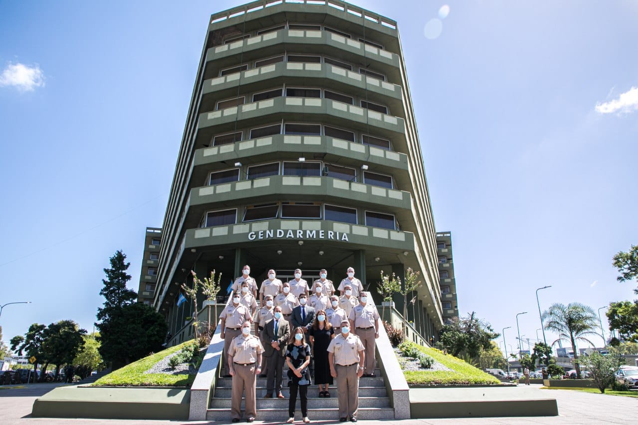 Frederic se reunió con los altos mandos de la Gendarmería Nacional ... Frederic se reunió con los altos mandos de la Gendarmería Nacional ...