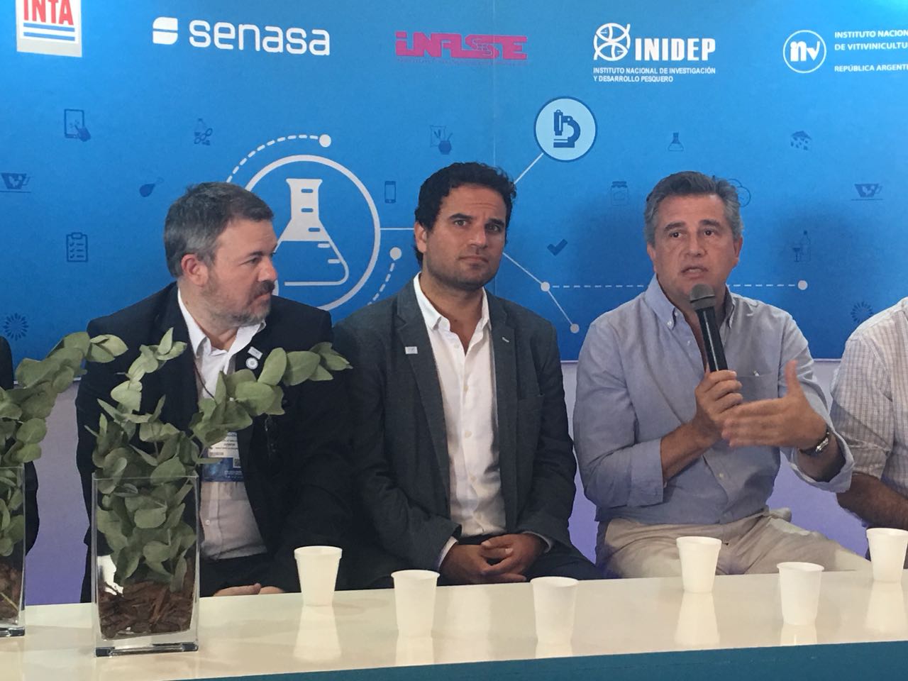 Educación y Agroindustria firman convenios para fortalecer las escuelas ... Educación y Agroindustria firman convenios para fortalecer las escuelas ...