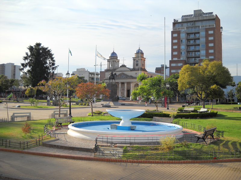 Municipalidad de Morón y Plaza San Martín | Argentina.gob.ar