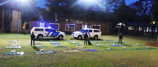 Prefectura Incautó Un Cargamento De Más De 455 Kilos De Marihuana