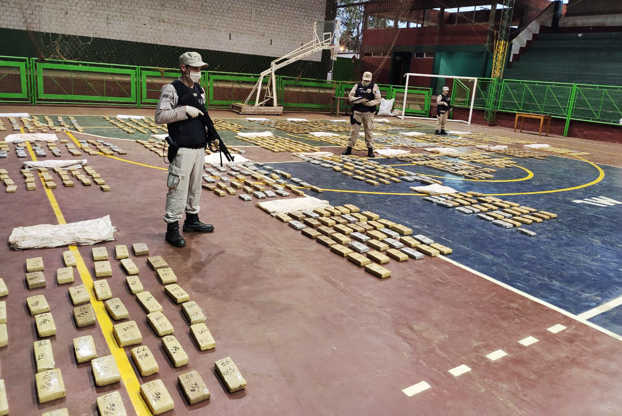 Nuevo Golpe En Misiones Prefectura Incautó Más De 730 Kilos De