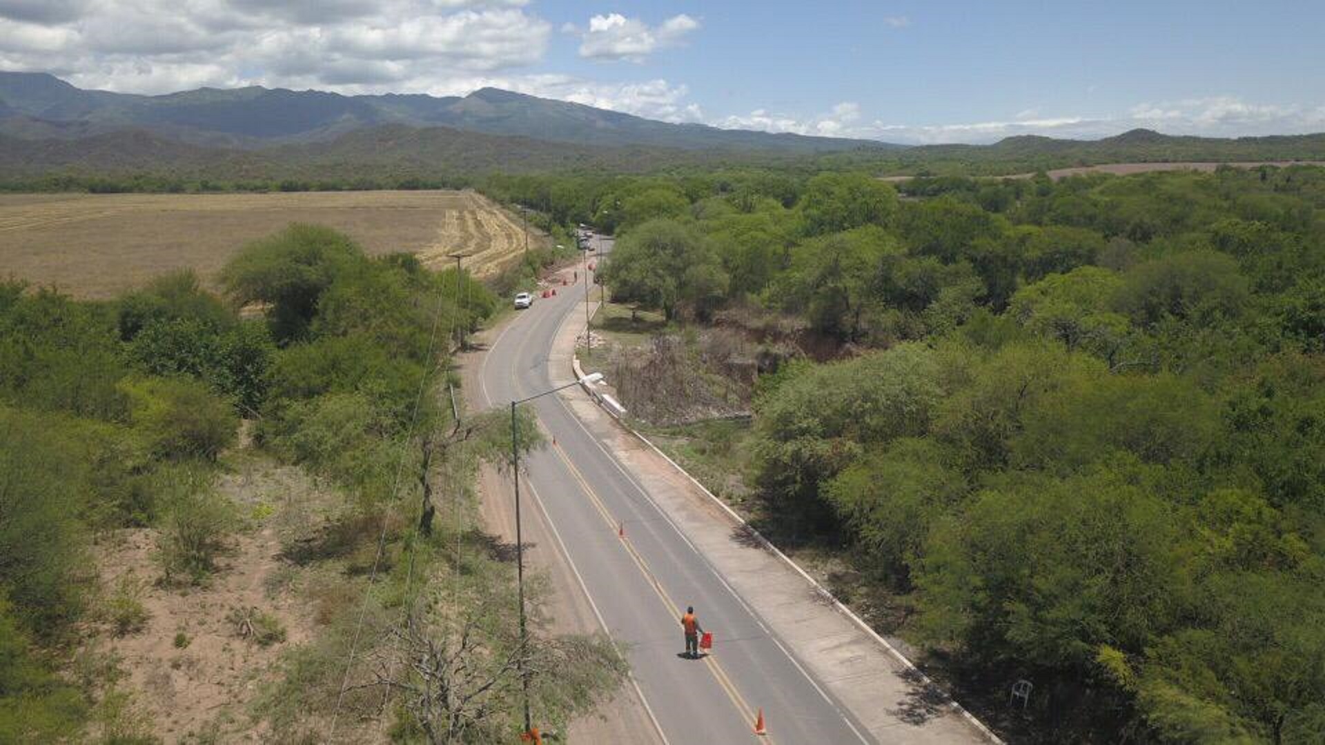 Se trabaja en la conservación de banquinas de la RN 68 | Argentina.gob.ar