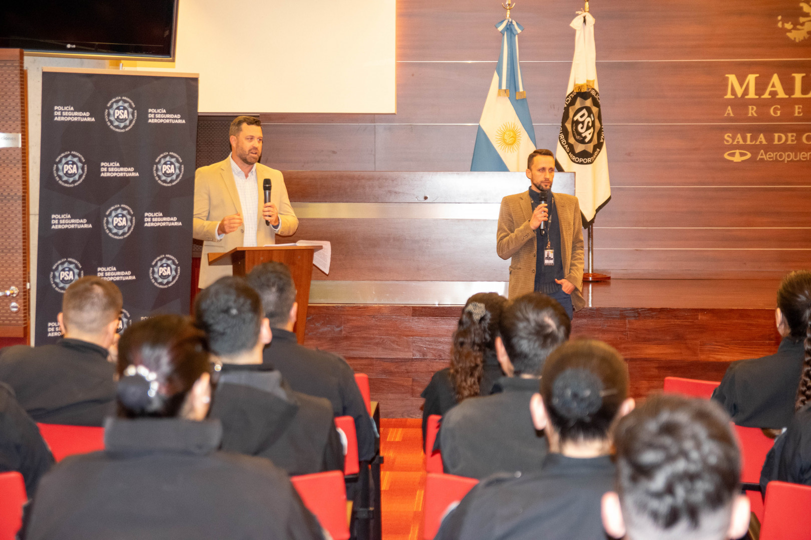 La PSA y la TSA se unen para fortalecer la seguridad aeroportuaria ...